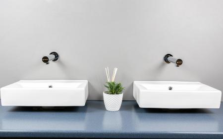 Cistermiser Vecta+ Sensor Spout Wall mounted Basin Tap